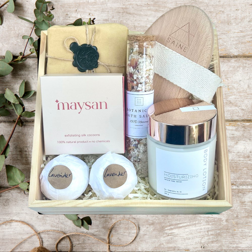 Gift Store in Dubai | Buy Curated & Customizable Gift Boxes – THE GFT ...