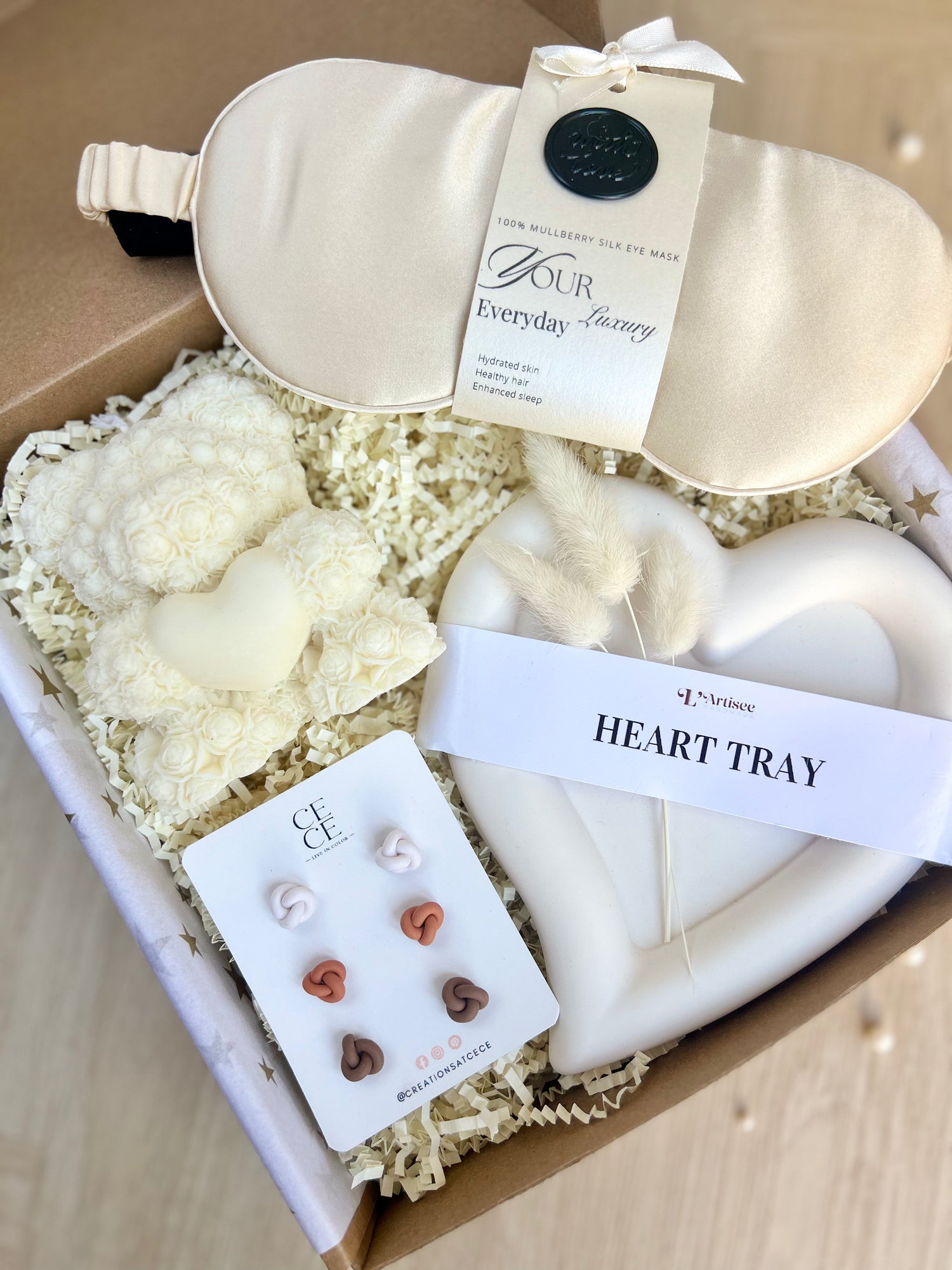 Gift Store in Dubai | Buy Curated & Customizable Gift Boxes – THE GFT ...